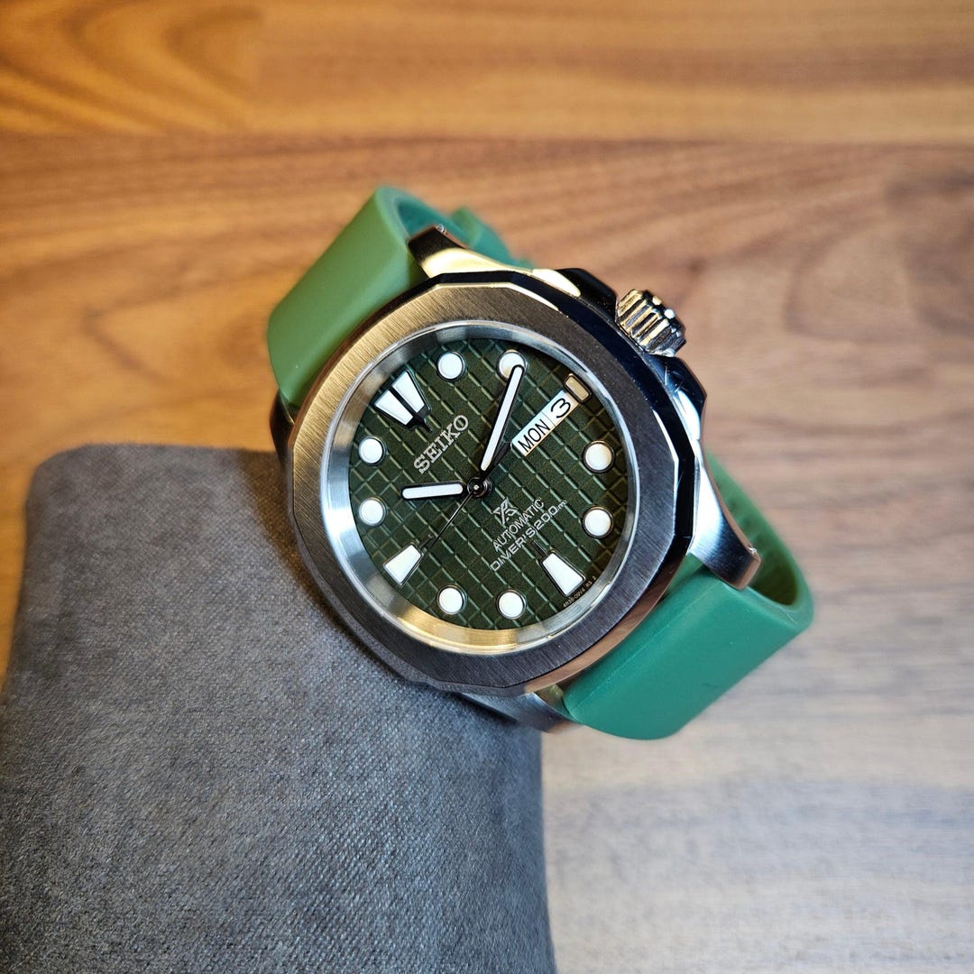 Seiko Mod Watch - Olive Green Dial - Nautical Style - Silicone Strap ...