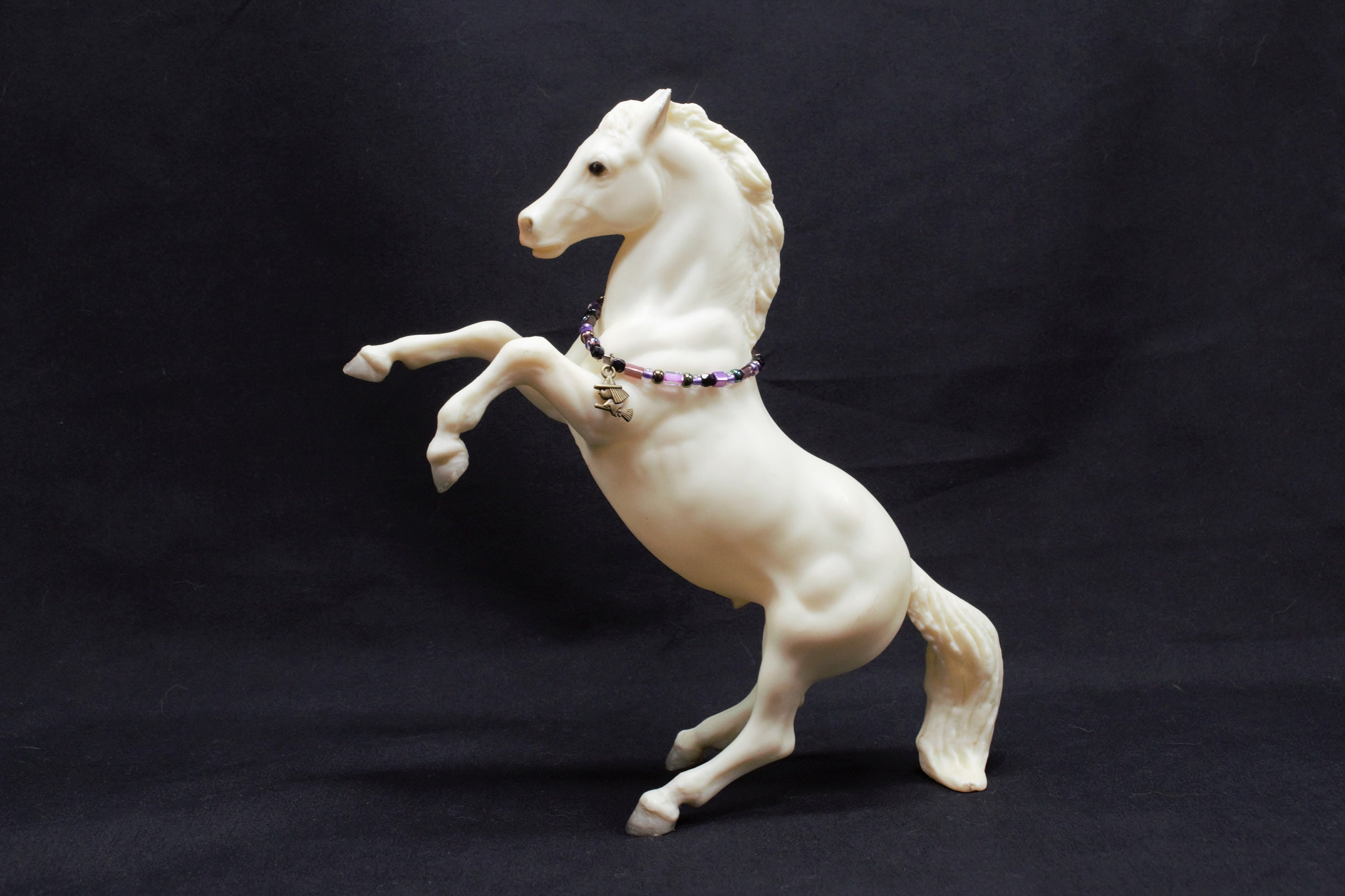 Breyer Classic Freedom Scale Happy Witch Model Horse Rhythm Beads - Etsy