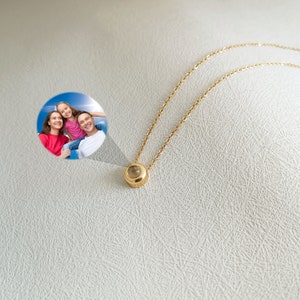 Personalized Photo Projection Necklace,customized Memorial Photo ...