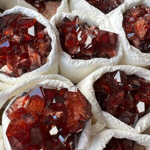 Flat of 40 Brown Arcanite Minerals / Specimen / Rock - Lab Grown ...