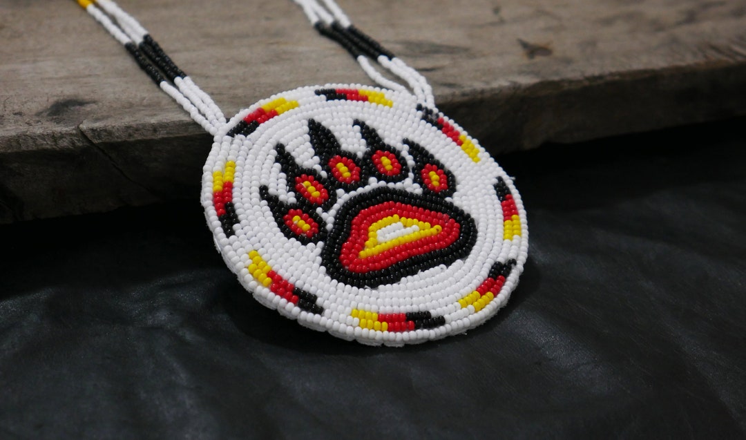 Bear Paw Beaded Medallion , Unisex Pendant, Medicine Wheel Necklace , Handmade - Etsy