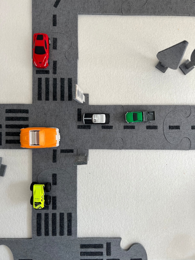 Felt Car Track Puzzle: Kids Constructor With City Accessories - Etsy