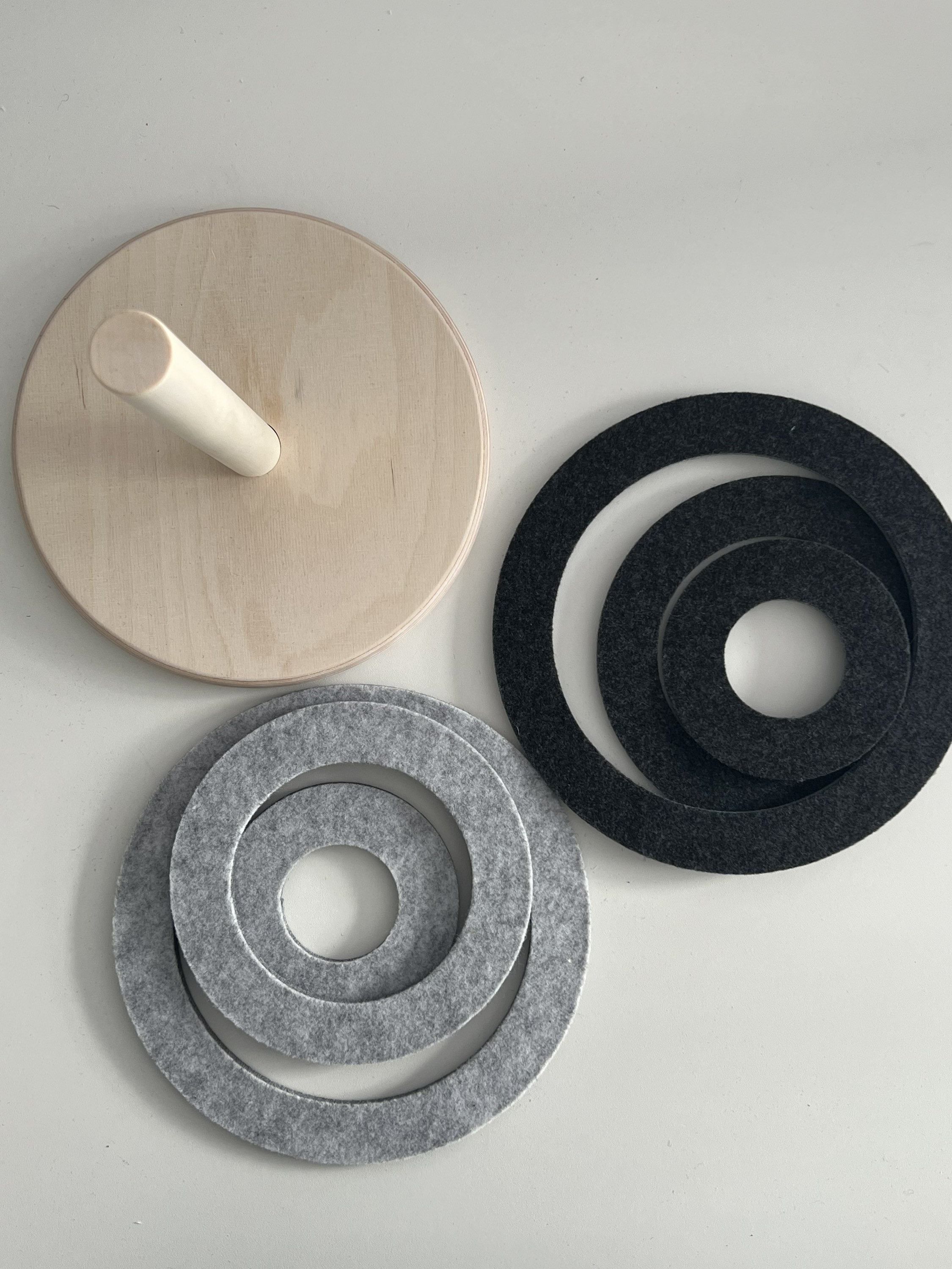 Wooden Felt Throwing Game / Family Game / Kinderzimmer / Kinderspiel - Etsy