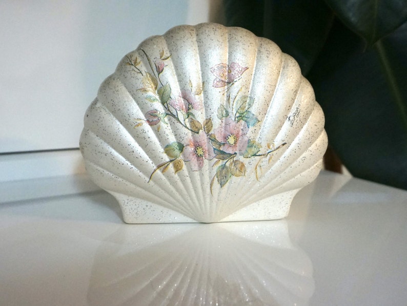 80s Vintage Italian Clam Shell Seashell Napkin Holder / Sponge - Etsy