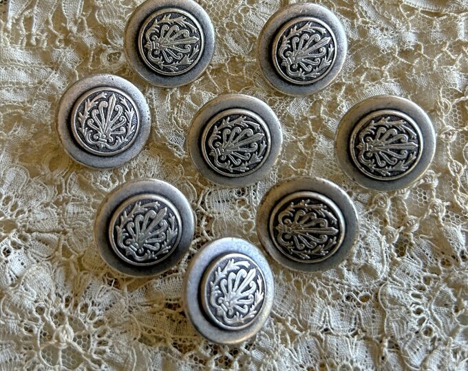 Set of 8 ~ Vintage NOS Silver Engraved Buttons ~ Shank ~ Elegant - Etsy