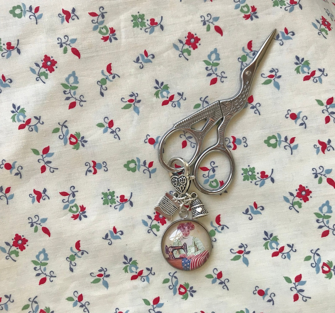 1/2 Yd 1950's COTTON FABRIC Red White Blue Flower Sprigs Unused ...