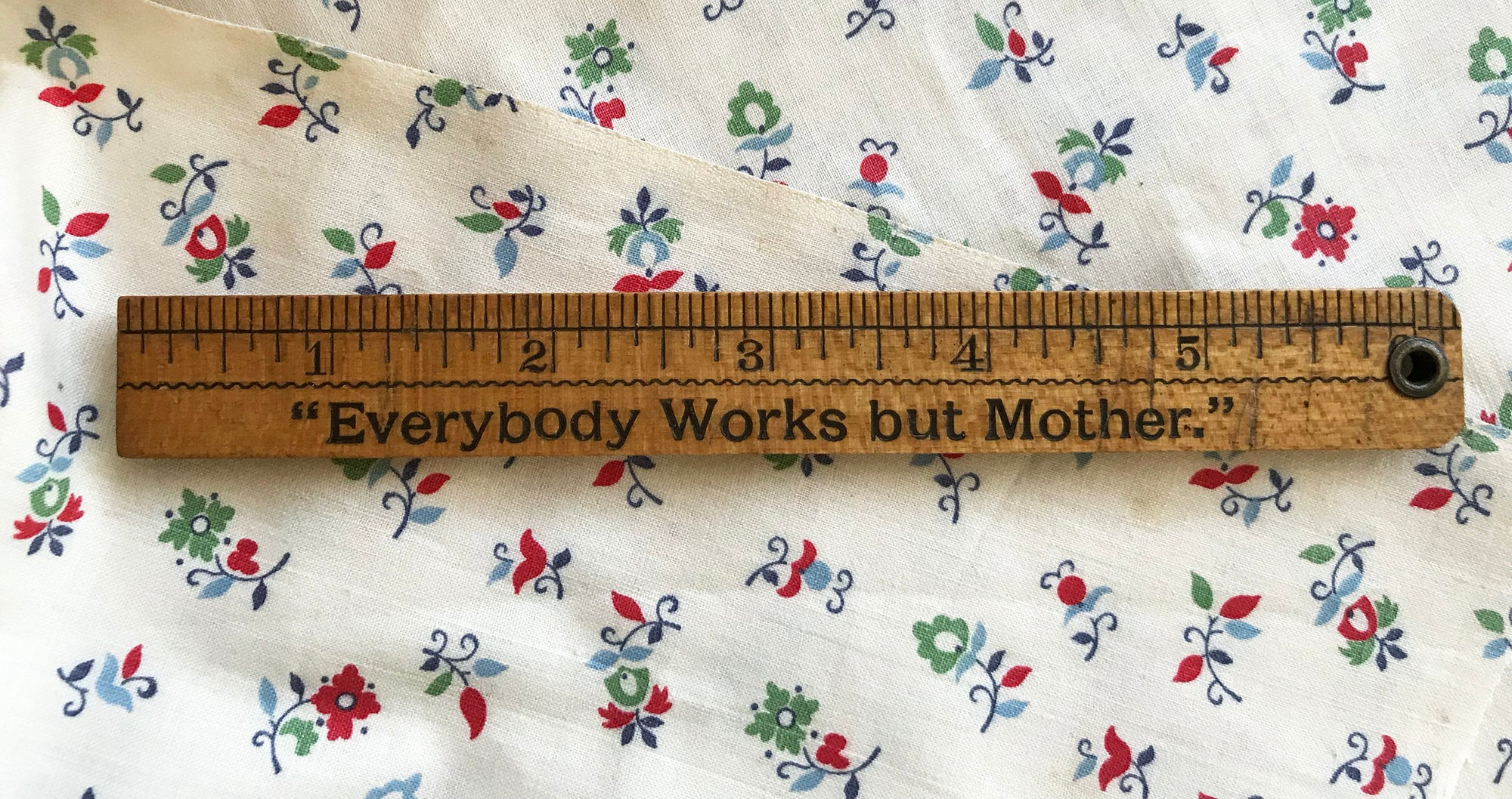 1/2 Yd 1950's COTTON FABRIC Red White Blue Flower Sprigs Unused ...