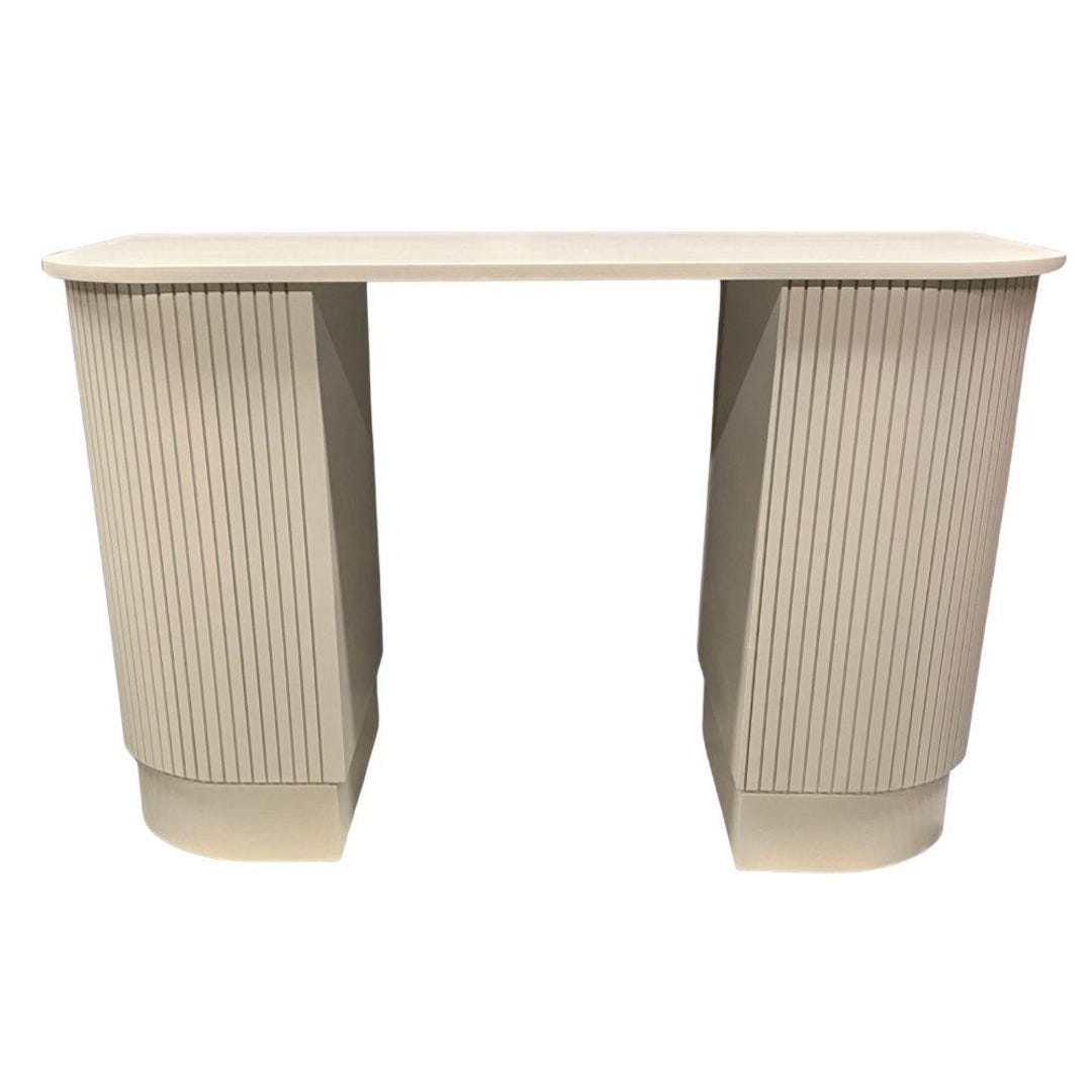Luxury Curved U Shape Pleated Front Manicure / Nail Desk Supplied With ...