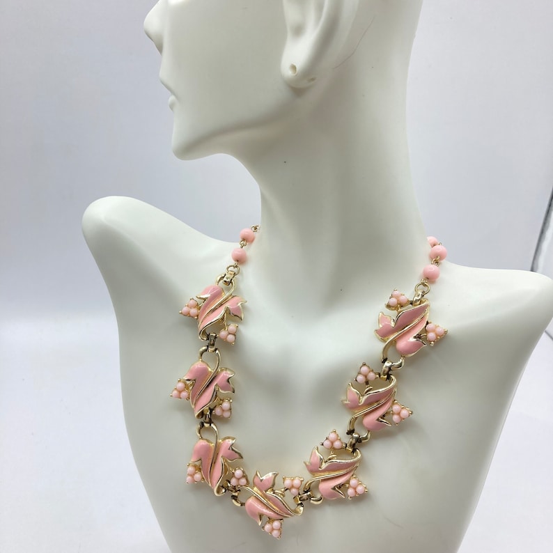 Vintage Vtg 1950’s Coro Pastel Baby Pink Leaves Choker Necklace 12-15 ...