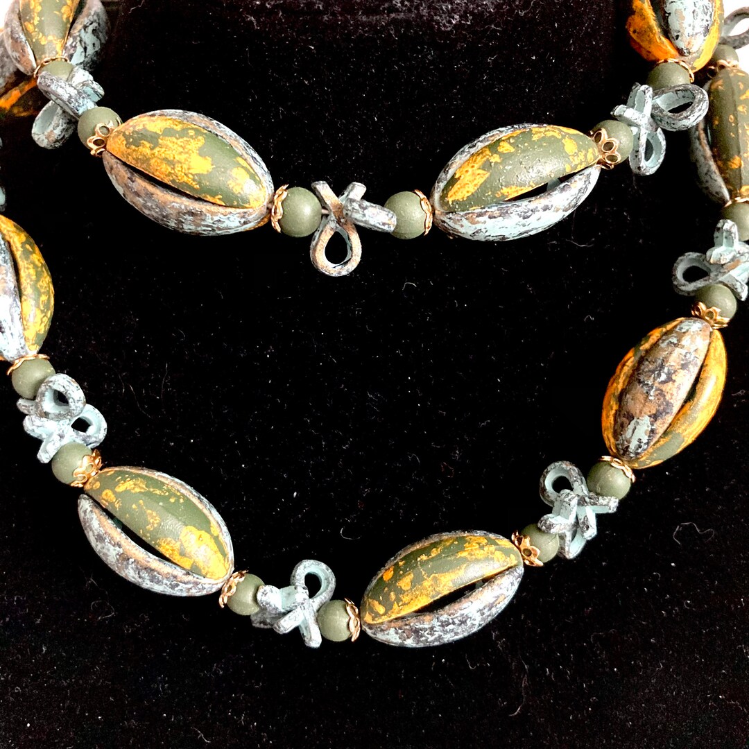Vintage Vtg Hong Kong Unusual Painted Shell Necklace 26 Lightweight ...