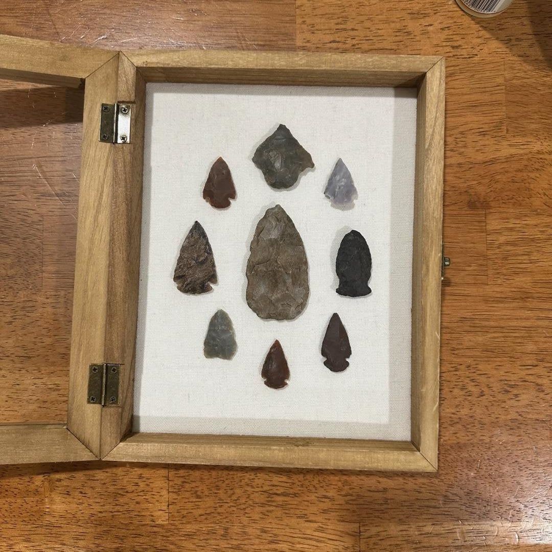 Indian Arrowhead Collection Indian Knives, Arrowheads Authentic Indian ...