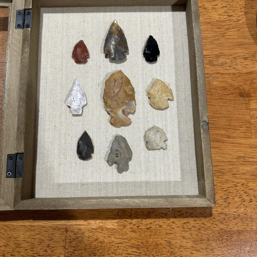 Indian Arrowhead Collection Indian Knives, Arrowheads Authentic Indian ...