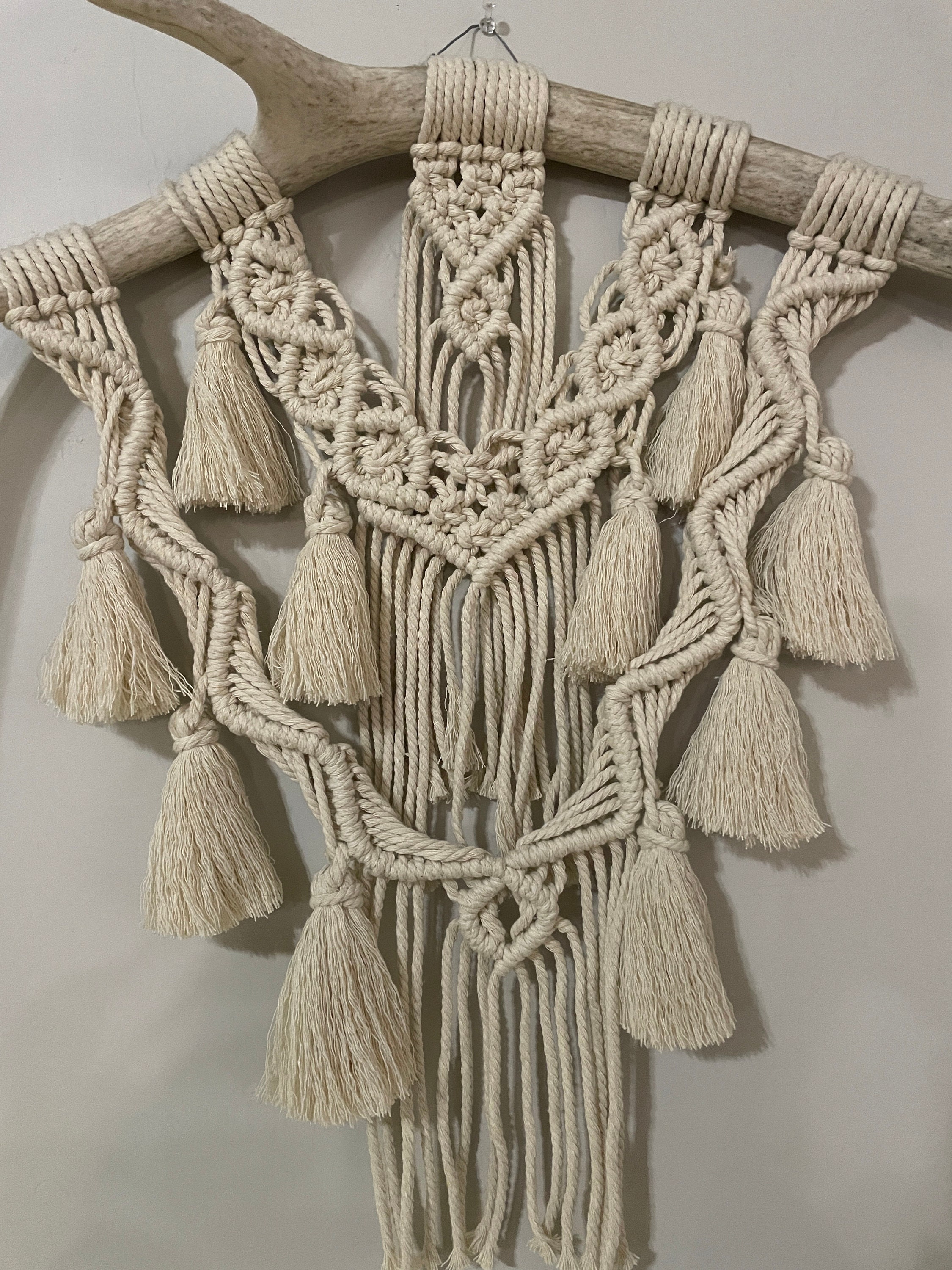 Elk Antler Macrame Wall Hanging. - Etsy