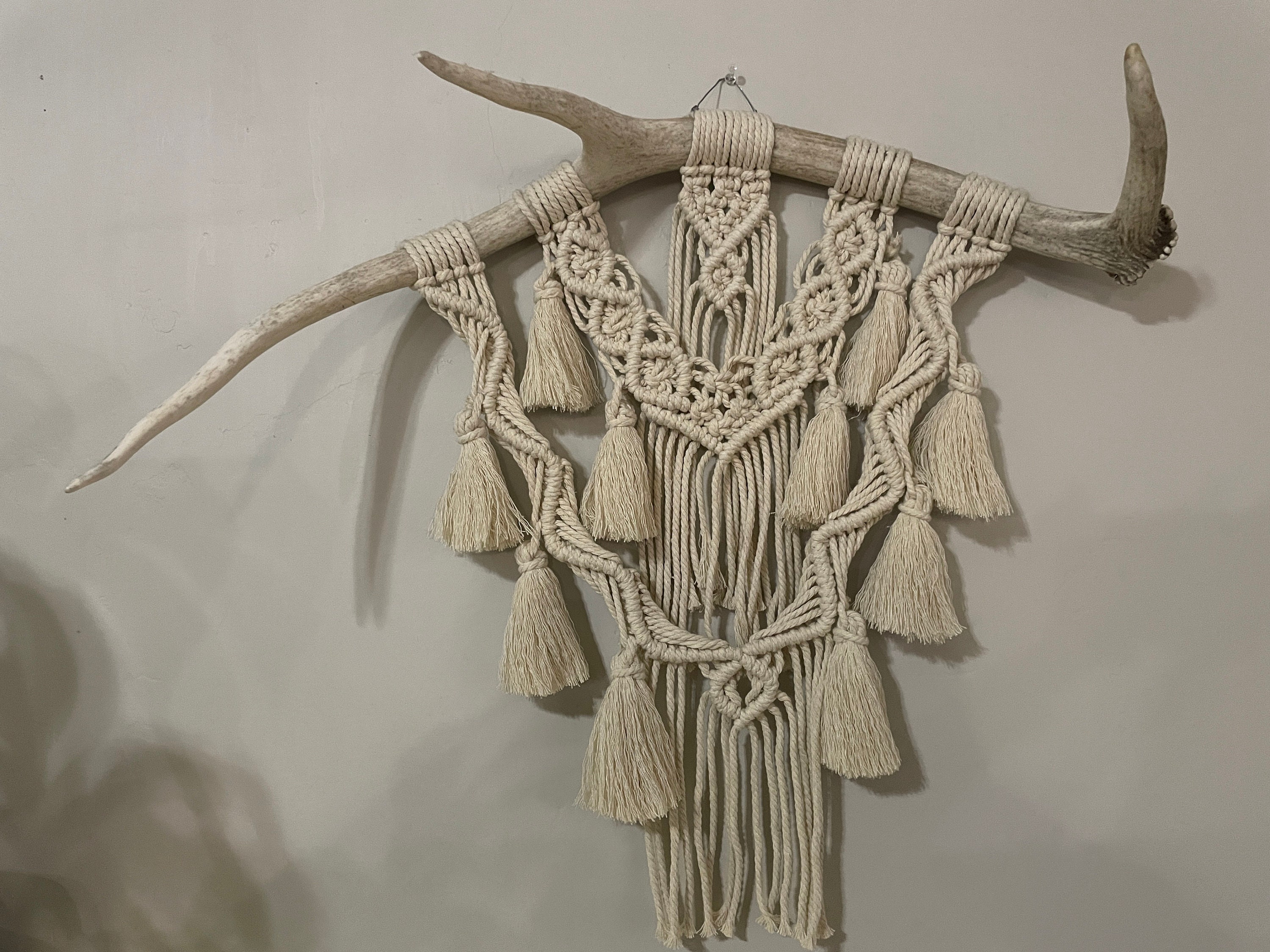 Elk Antler Macrame Wall Hanging. - Etsy