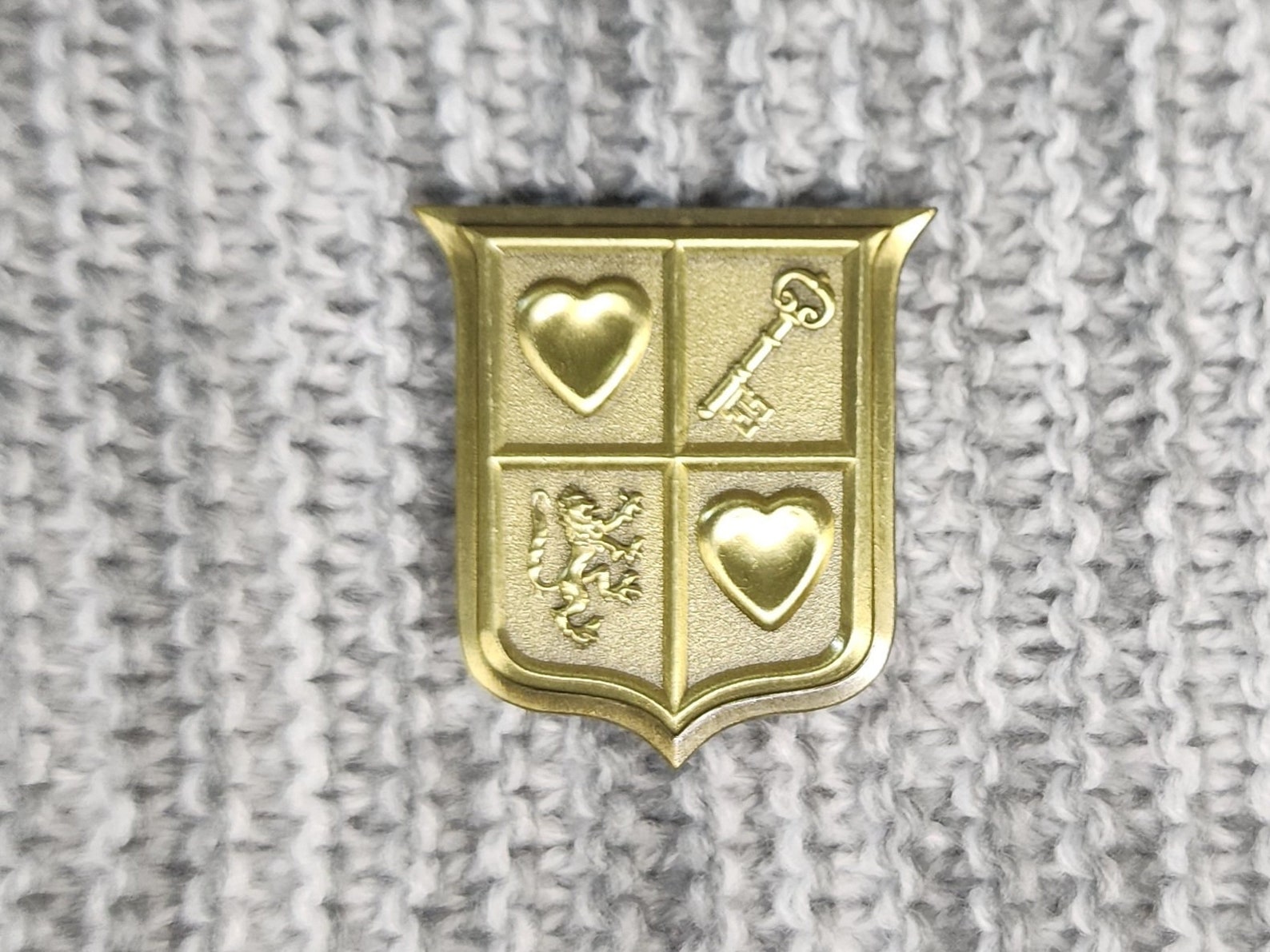NES Legend of Zelda Shield - Metal Lapel Pin - Etsy