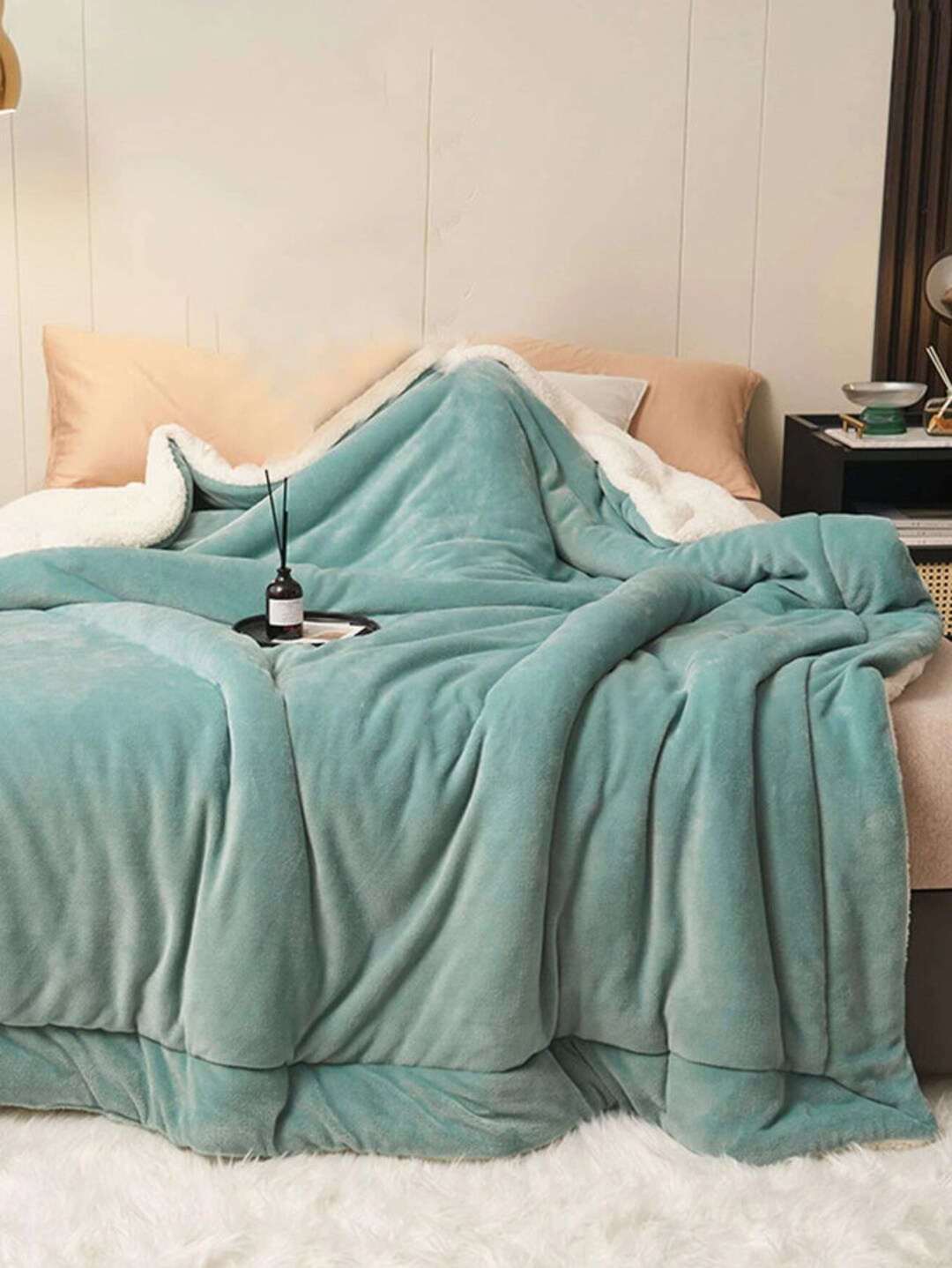 Solid Color Fuzzy Blanket, Modern Fabric Two Tone Blanket for Bed in ...