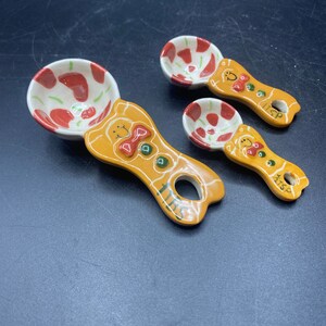 Peppermint Gingerbread Measuring Spoons - Etsy