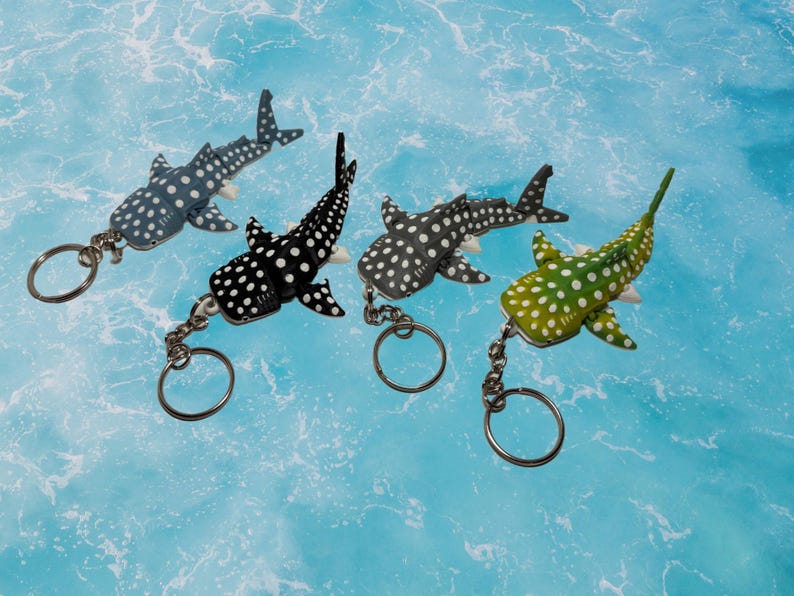 Wiggly Whale Shark Keychain – Articulated Fidget Toy & Ocean-lover Gift ...