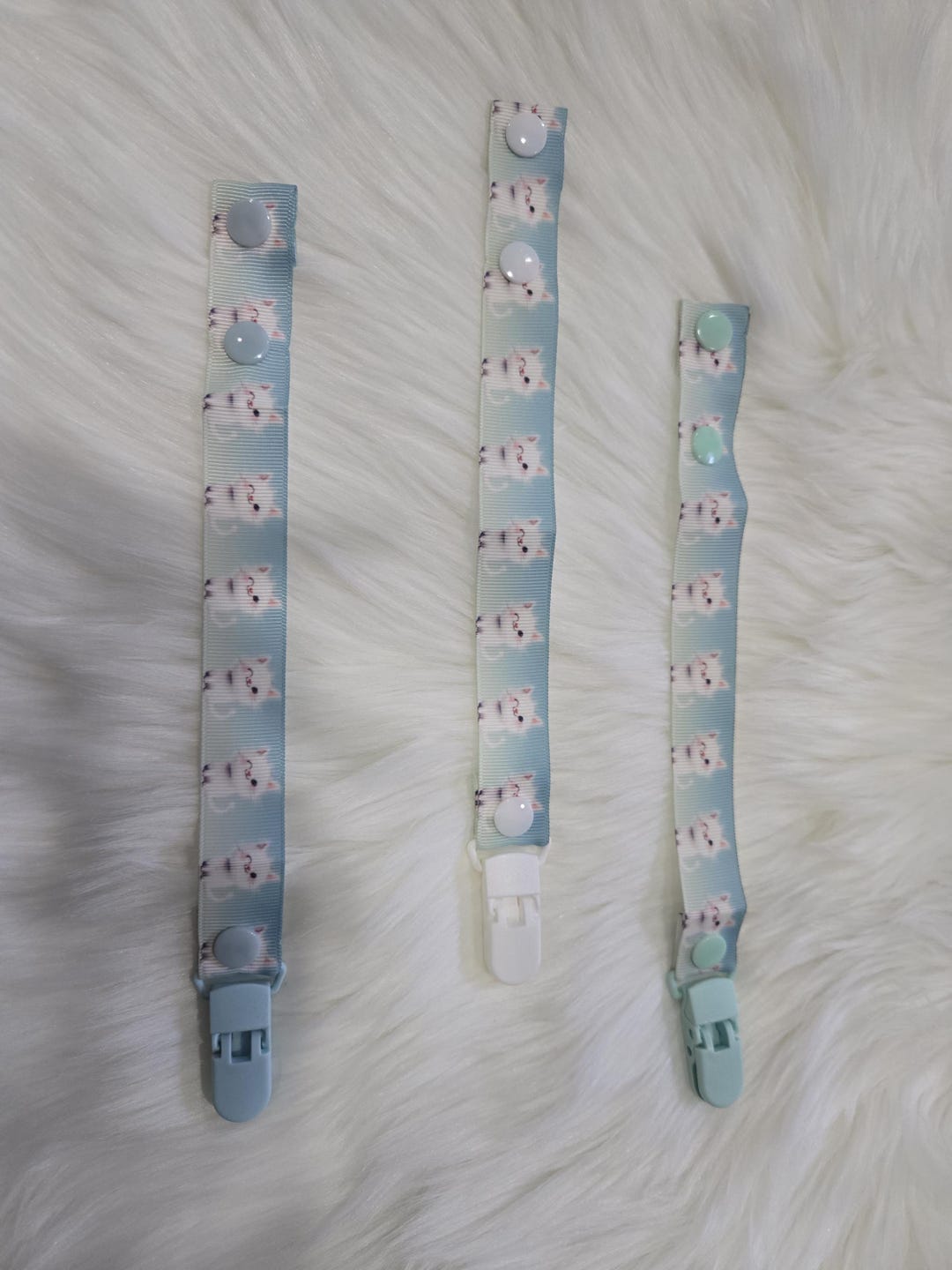DUMMY/PACIFER CLIPS White Cat With Baby Blue Clip - Etsy
