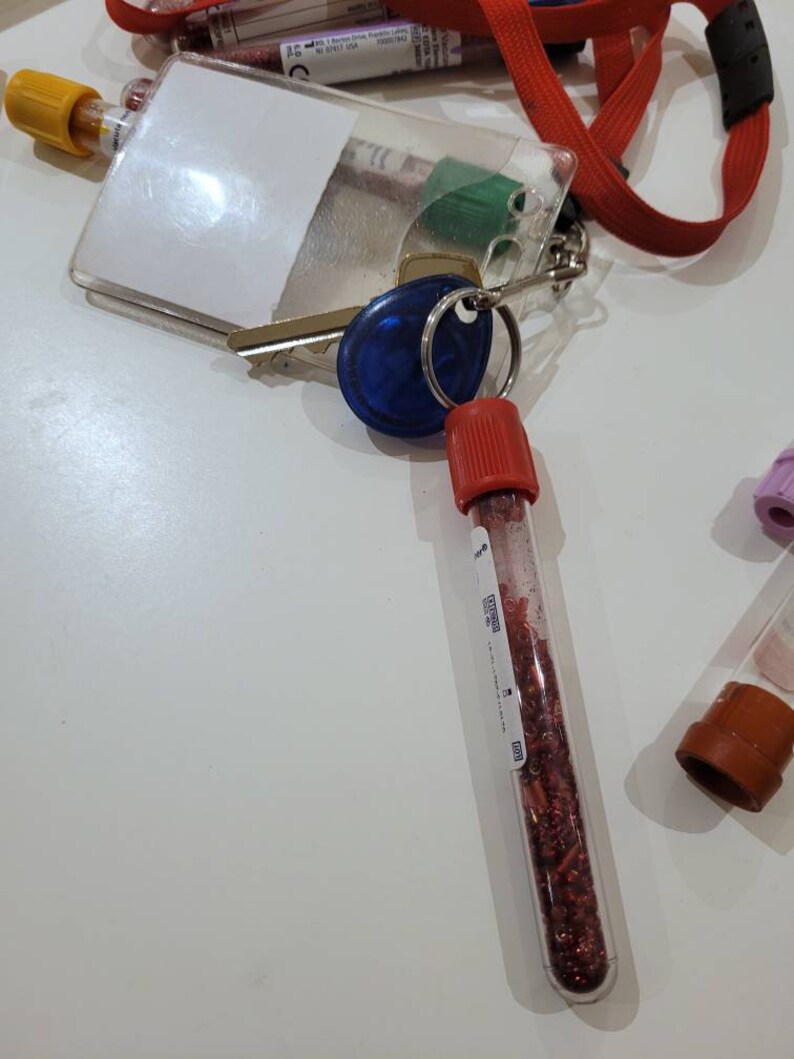 Blood Tube Vacutainer Glitter Keychain - Etsy