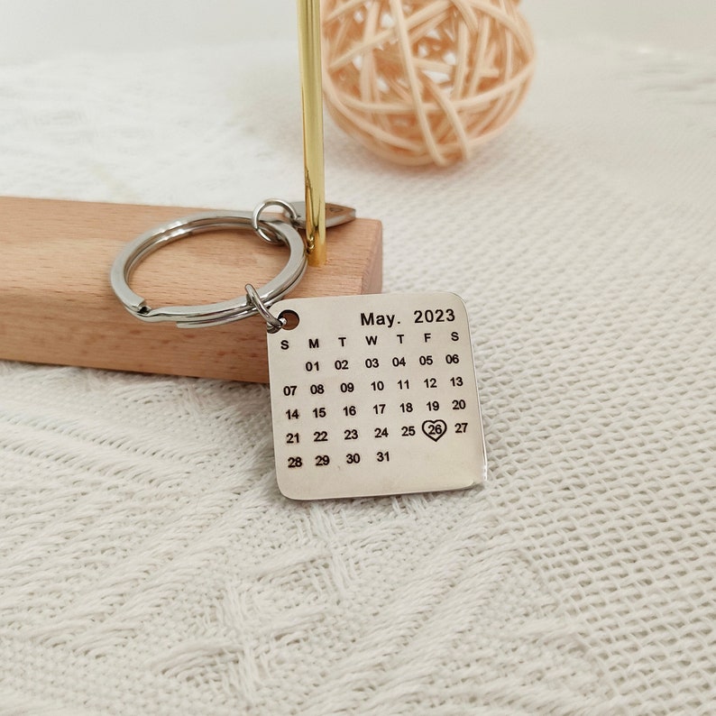 Custom Calendar Keychain,personalized Date Save Key Chain,wedding Date ...