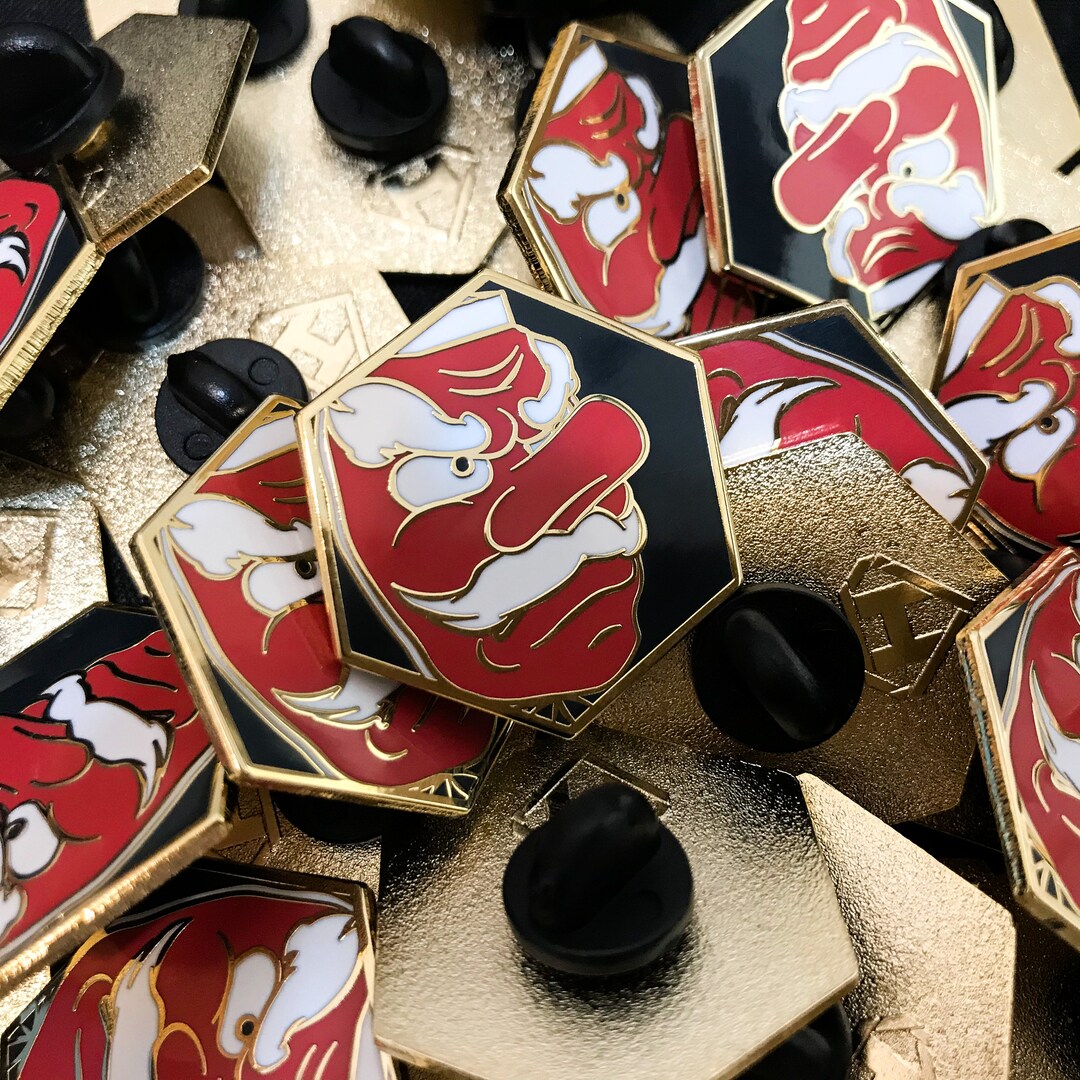 Enamel Pin Hexagon Hanataka Tengu - Etsy