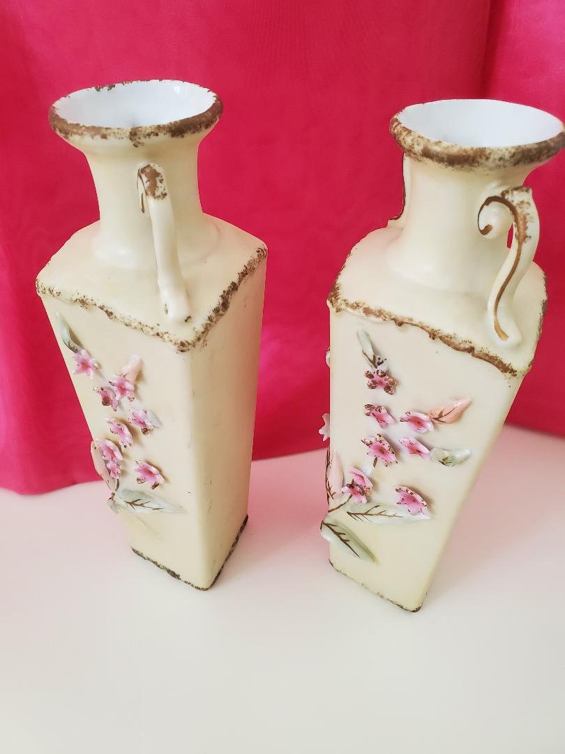 Antique Vases Chalkware S/2 Hand Painted Flowers Leaves Raised ...