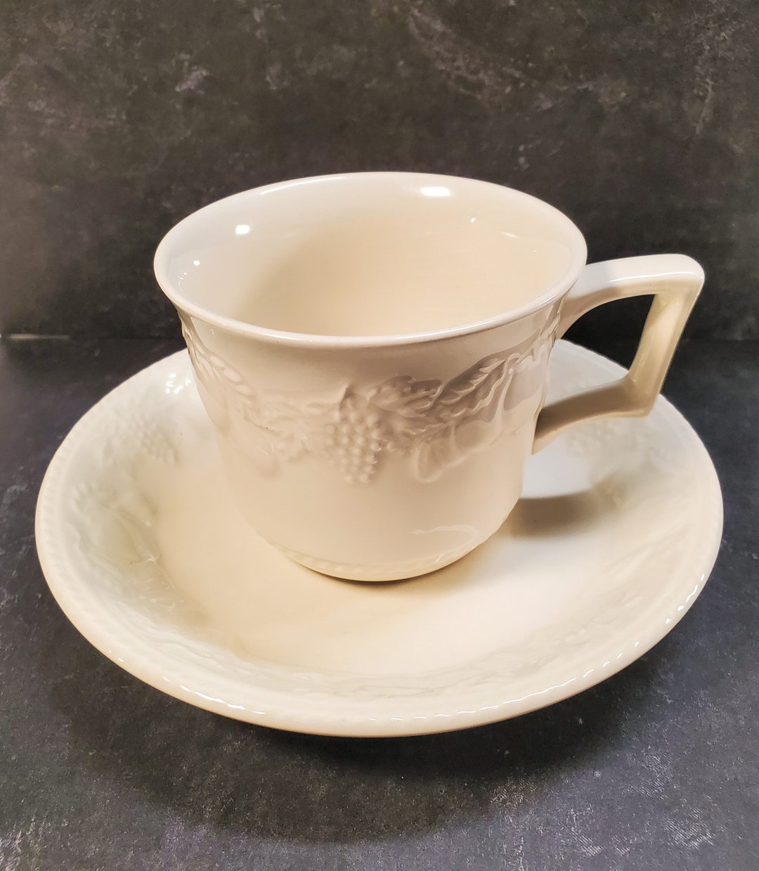White Cups & Saucers S/4, Vintage Barratts Lincoln White Crafted in ...