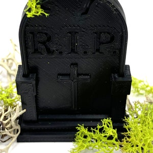 Mini Tombstones | 3D Printed | Halloween Decorations | Grave Markers ...
