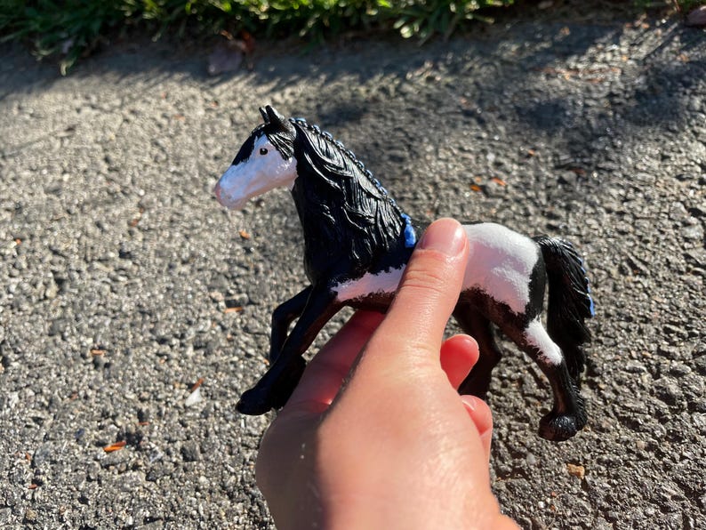Custom Schleich Horse and Halter - Etsy