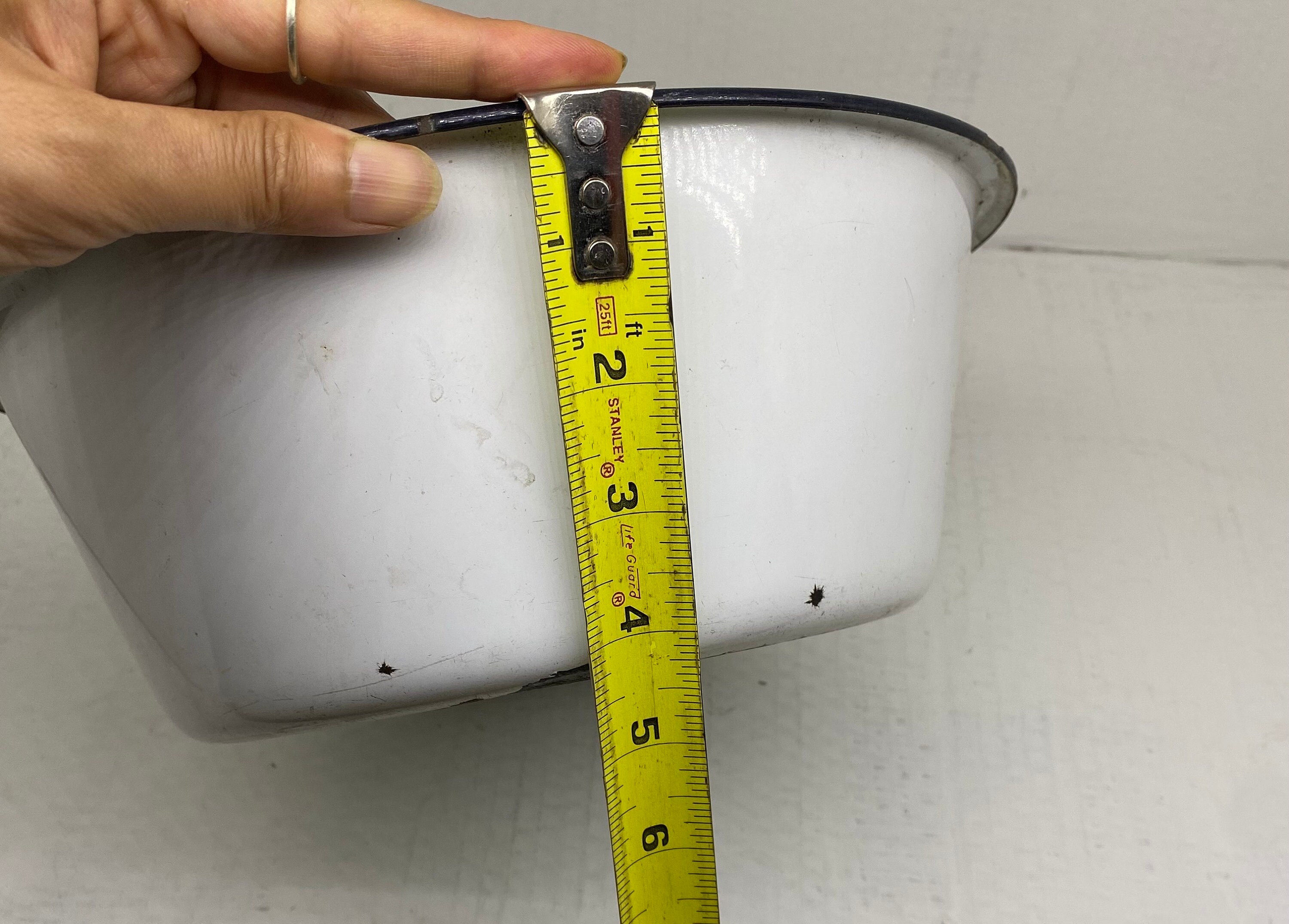 Vintage White Enamelware Basin Bowl With Black Trim Rim Wash Pan 11 ...