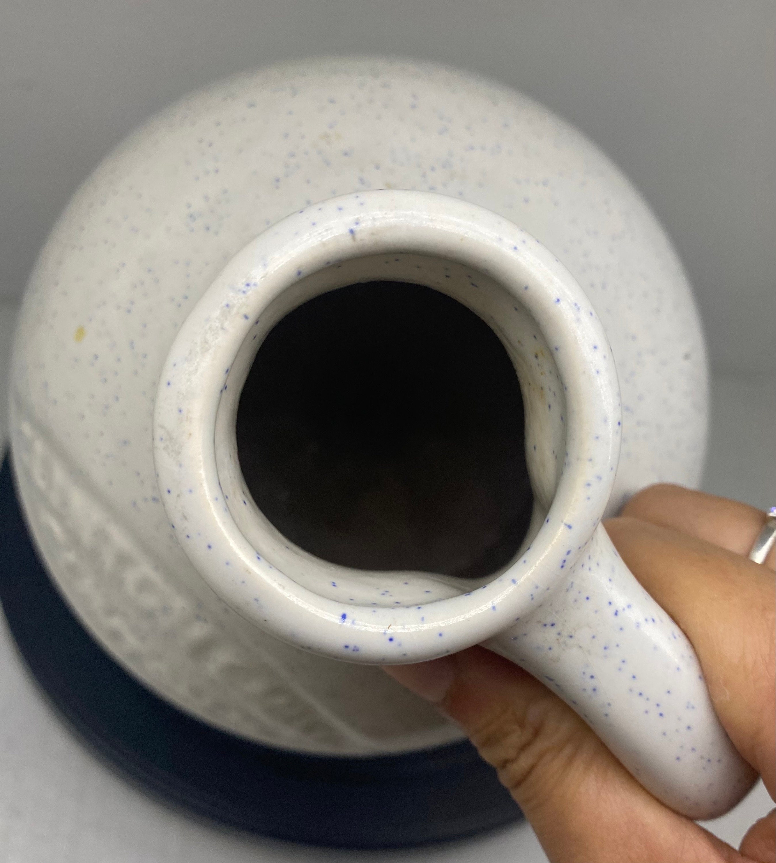 Vintage Harris Potteries Chicago Speckled Stoneware 2 Quart Jug Vase ...