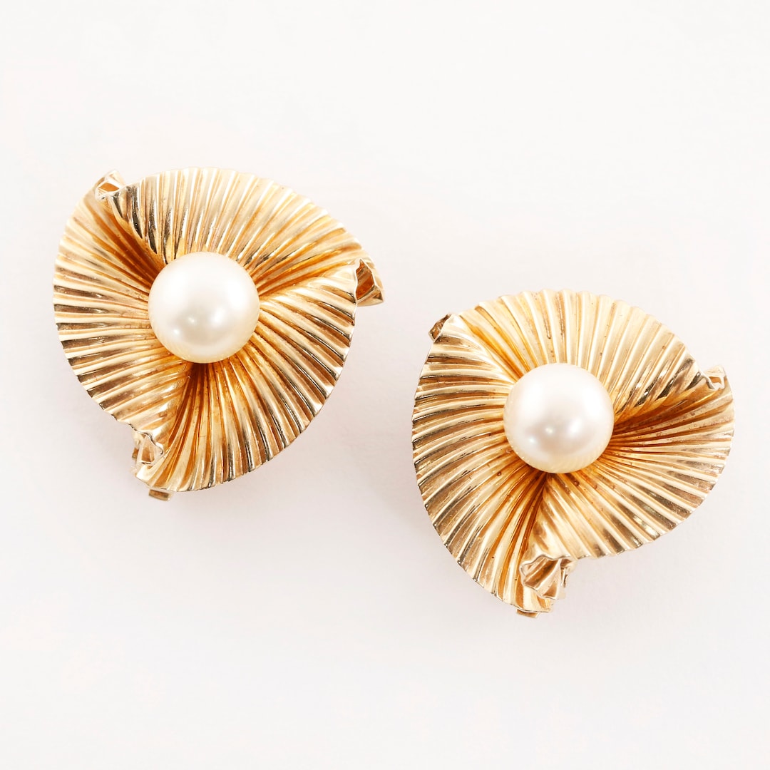 Vintage Tiffany & Co. George Schuler 14k Yellow Gold Pearl Swirl Ribbon ...