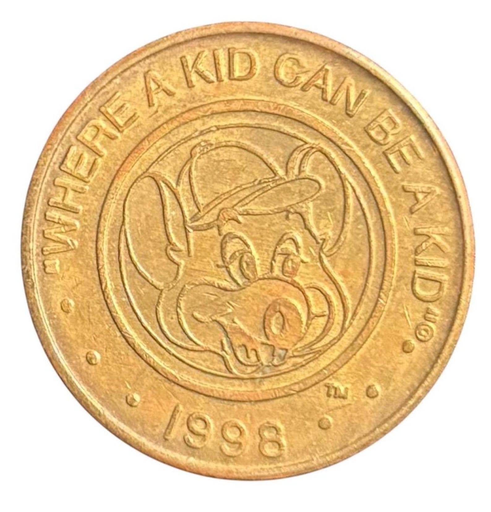 1998 1999 Chuck E Cheese's Tokens 5 Prize Token, Five X Chucky Cheese ...