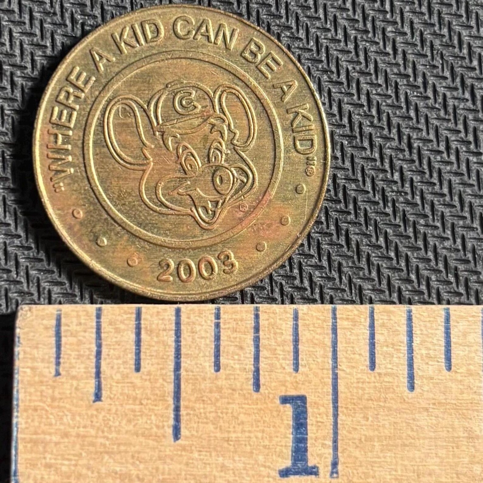 2000, 2002, 2003 Chuck E Cheese's Tokens 5 Prize Token, Chucky Cheese ...