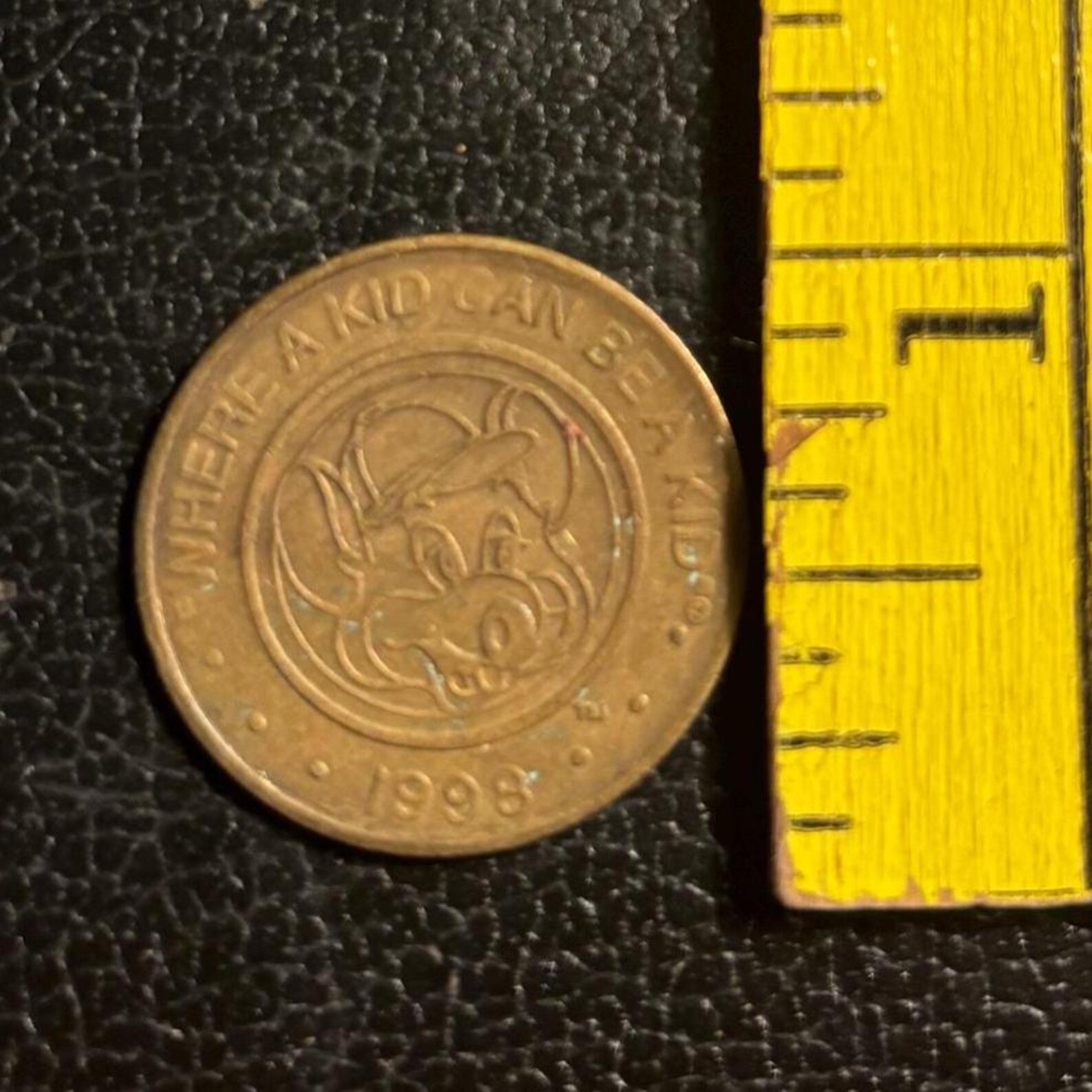 1998 1999 Chuck E Cheese's Tokens 5 Prize Token, Five X Chucky Cheese ...
