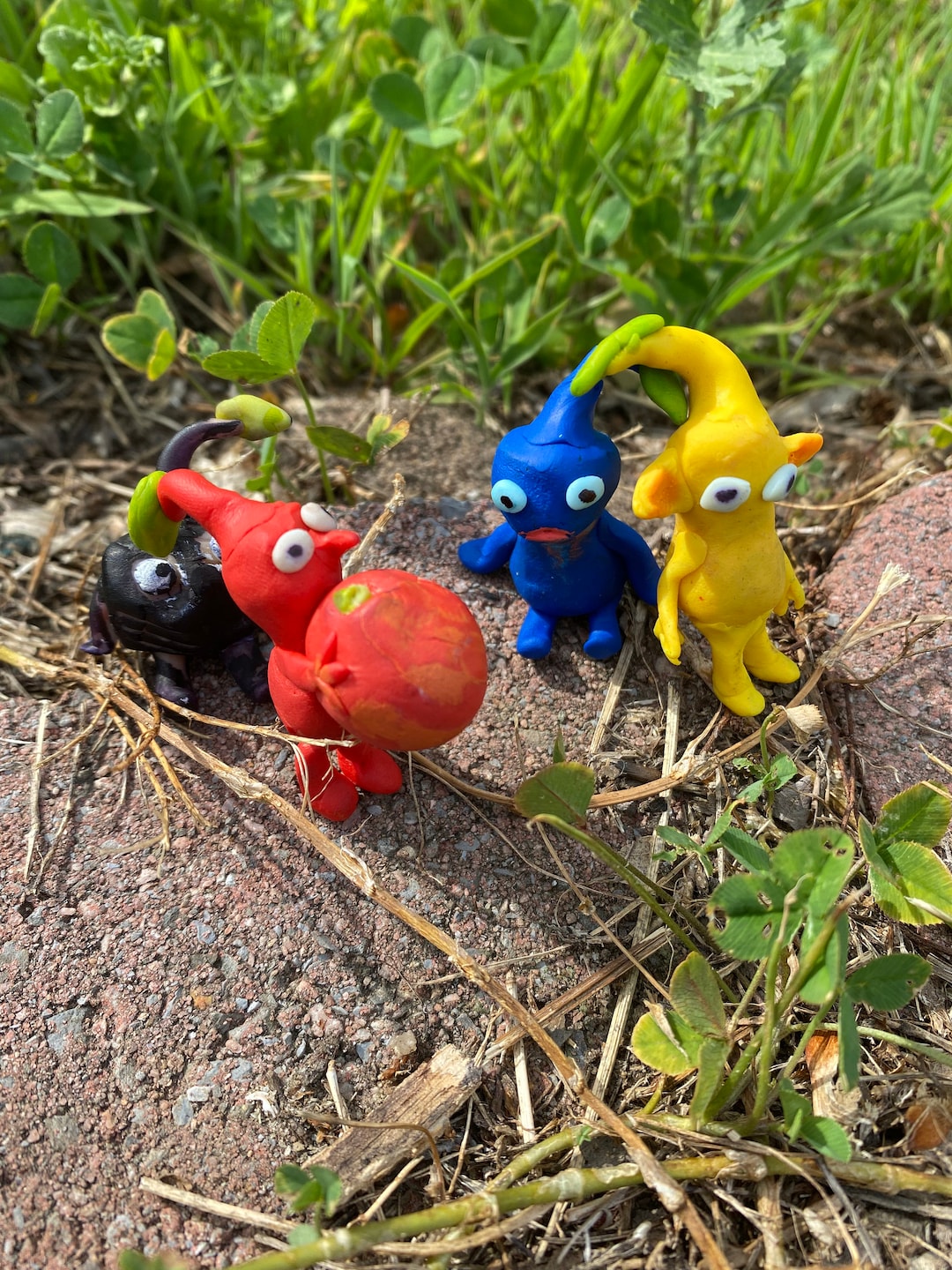 Pikmin Figures choose Color - Etsy