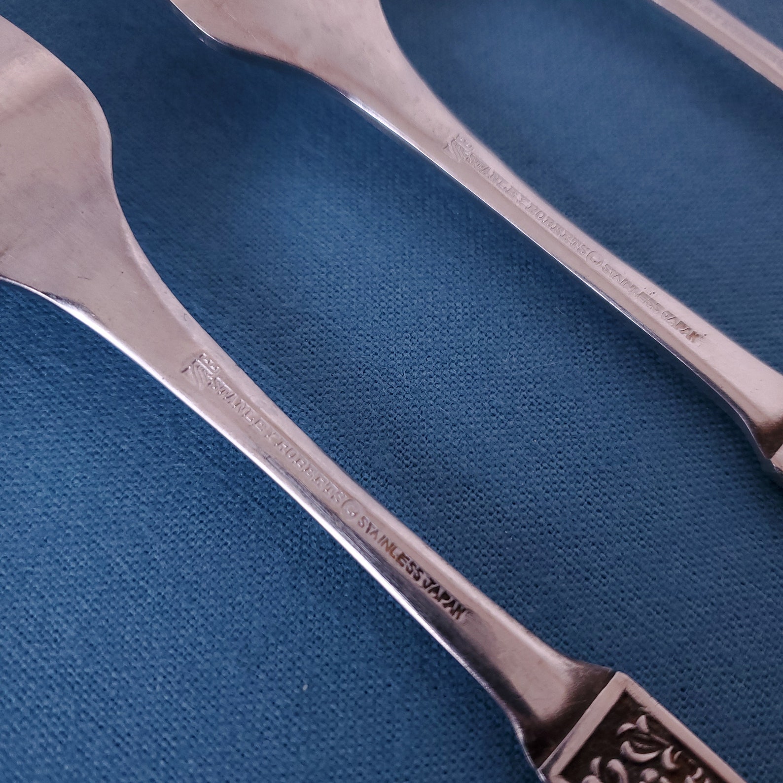 Stanley Roberts BURGUNTINE VELVET Black Accent Stainless Dinner Forks 7 ...