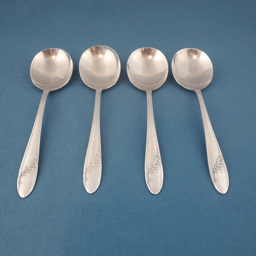 Oneida QUEEN BESS Ii 1946 Silverplate Round Bowl Gumbo Soup Spoon 7 ...