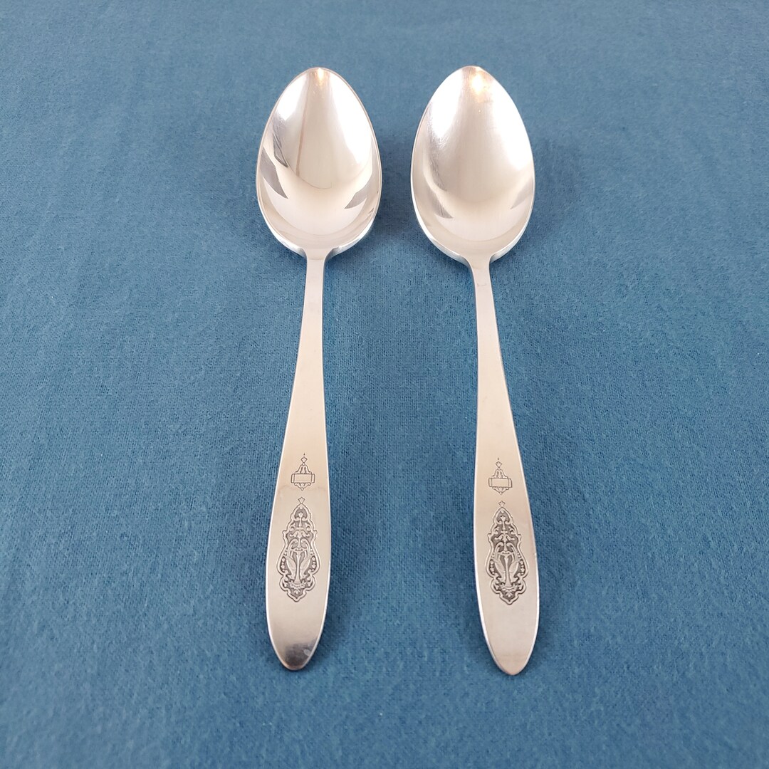 Oneida Bird of Paradise ~ Serving Spoon 8 1/4" Long ~ 1923 Silverplate ...