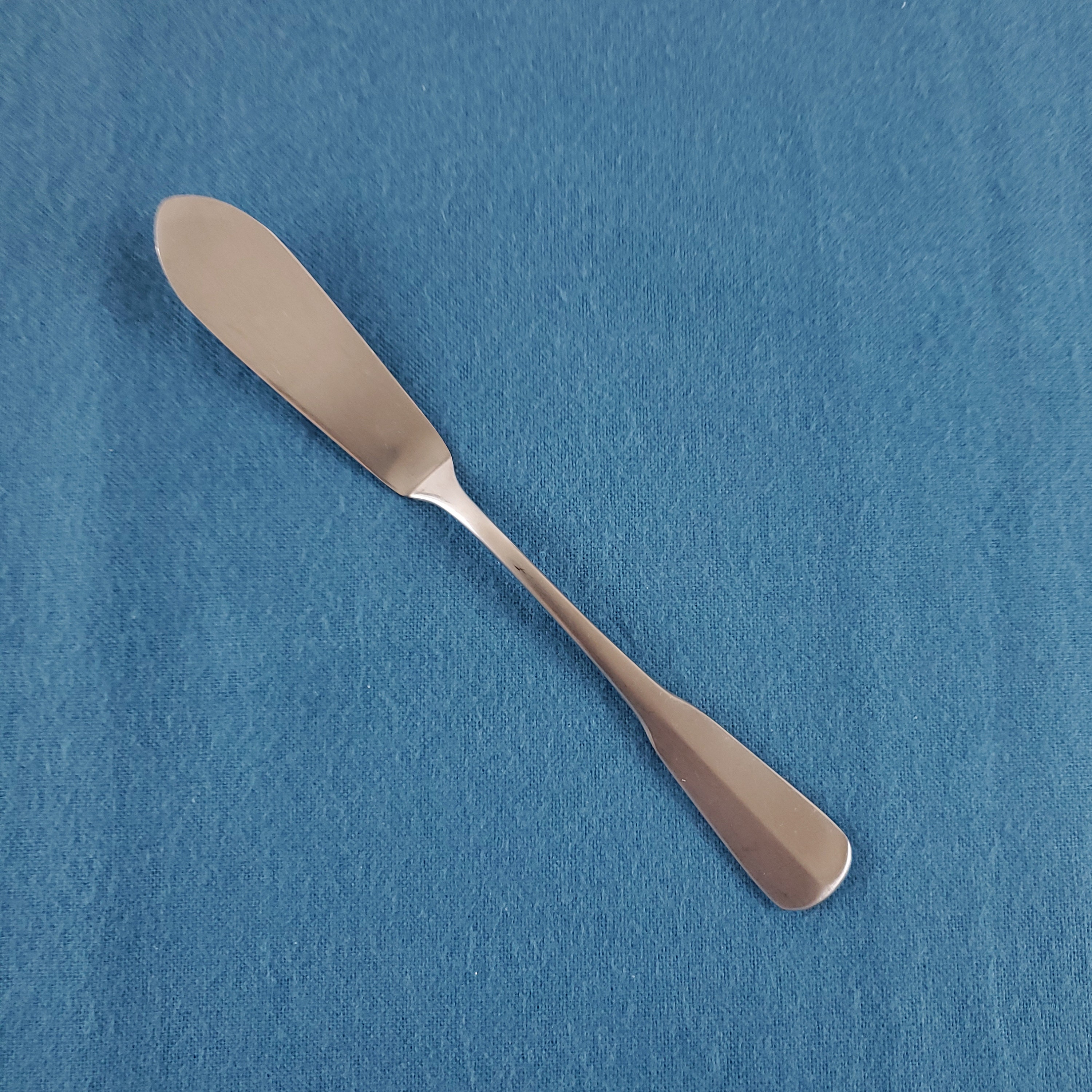 Oneida COLONIAL ARTISTRY Satin Stainless Serving Pieces Serving Spoons ...