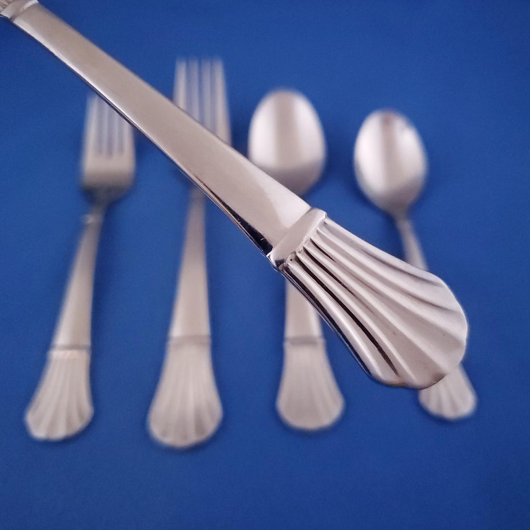 Choice ~ Oneida QUINTET ~ Dinner Forks, Salad Forks, Soup Spoon ...