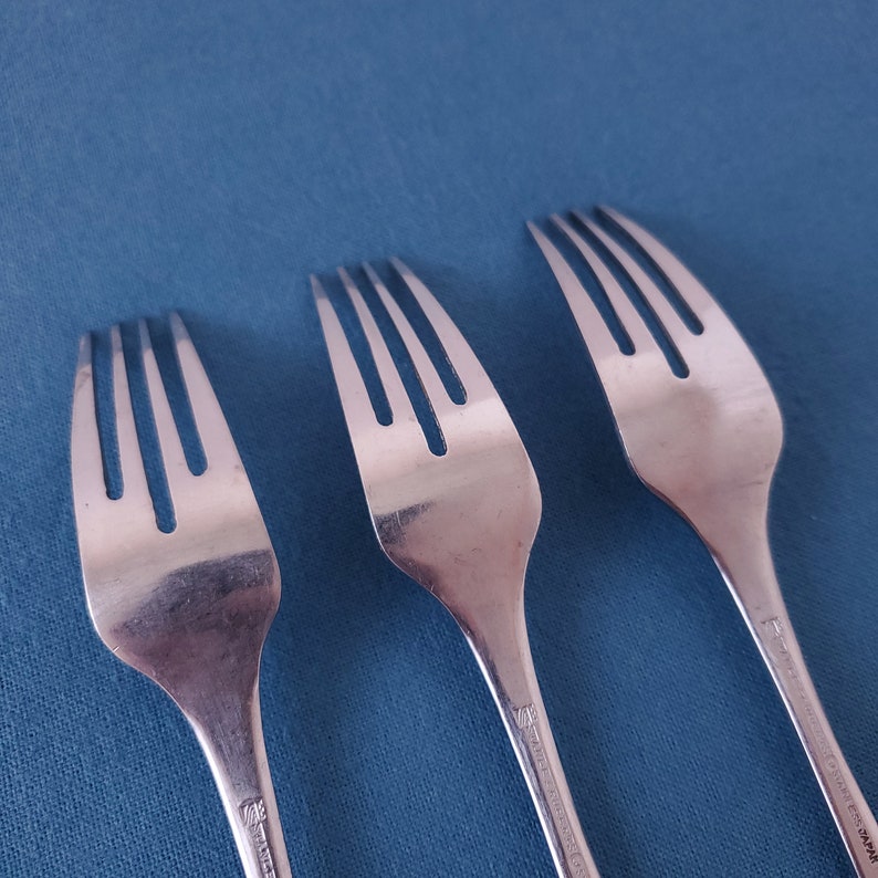 Stanley Roberts BURGUNTINE VELVET Black Accent Stainless Dinner Forks 7 ...