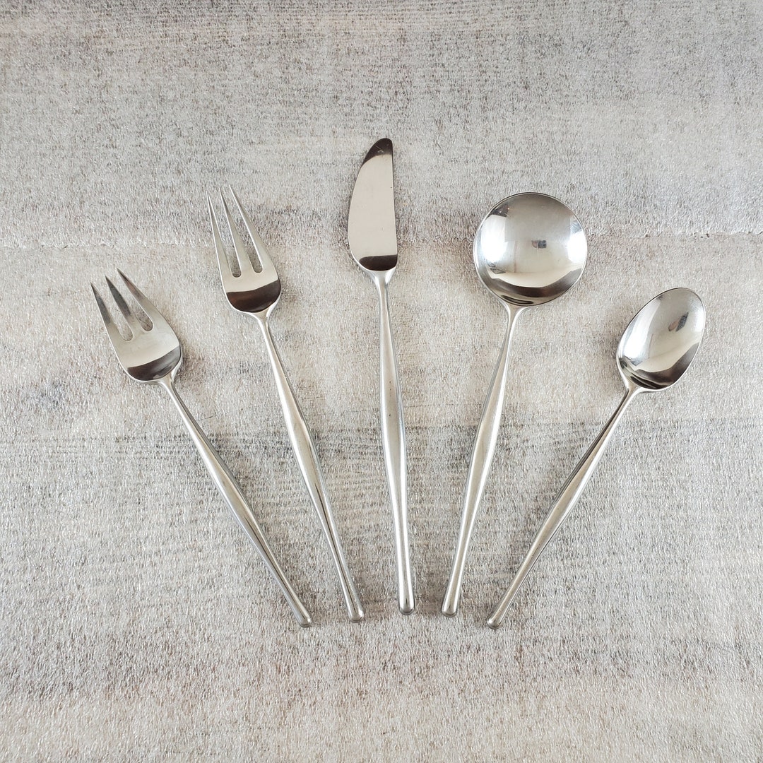 Lauffer Design 3 NORWAY Towle Stainless ~ 5 Piece Place Setting ~ Round ...