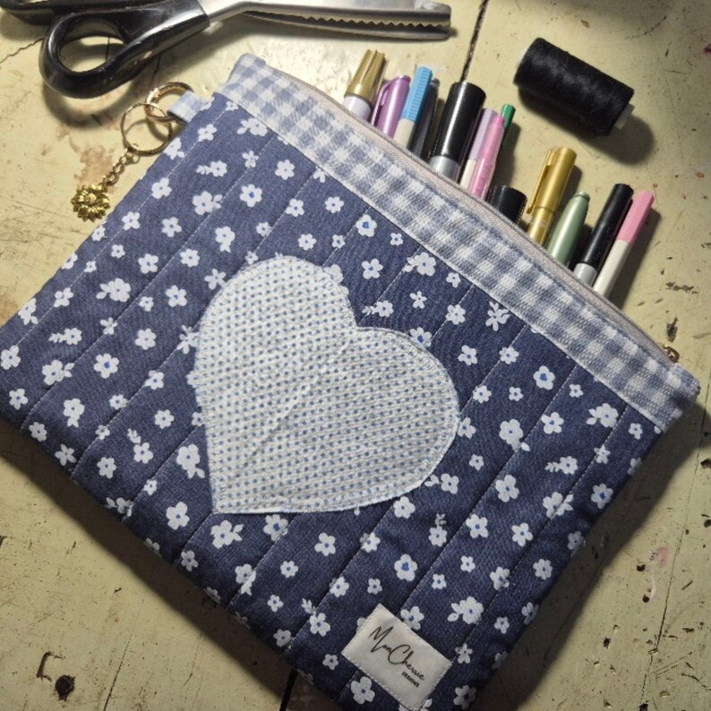 E-reader Cover | Zipper Pouch | Book Sleeve | Pencil Case | Project Bag ...