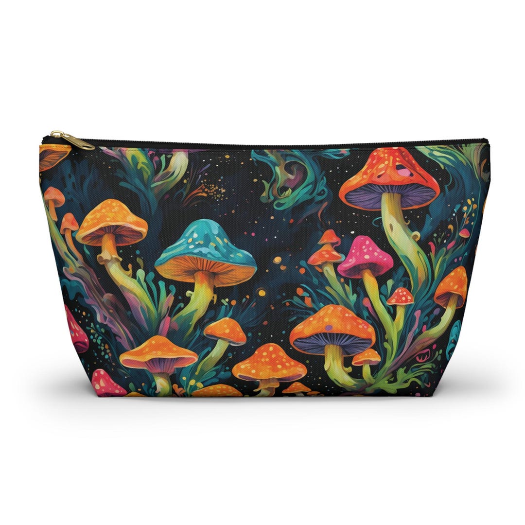 Psychedelic Mushroom Accessory Pouch: Funky Hippie Cosmetic Bag - Etsy