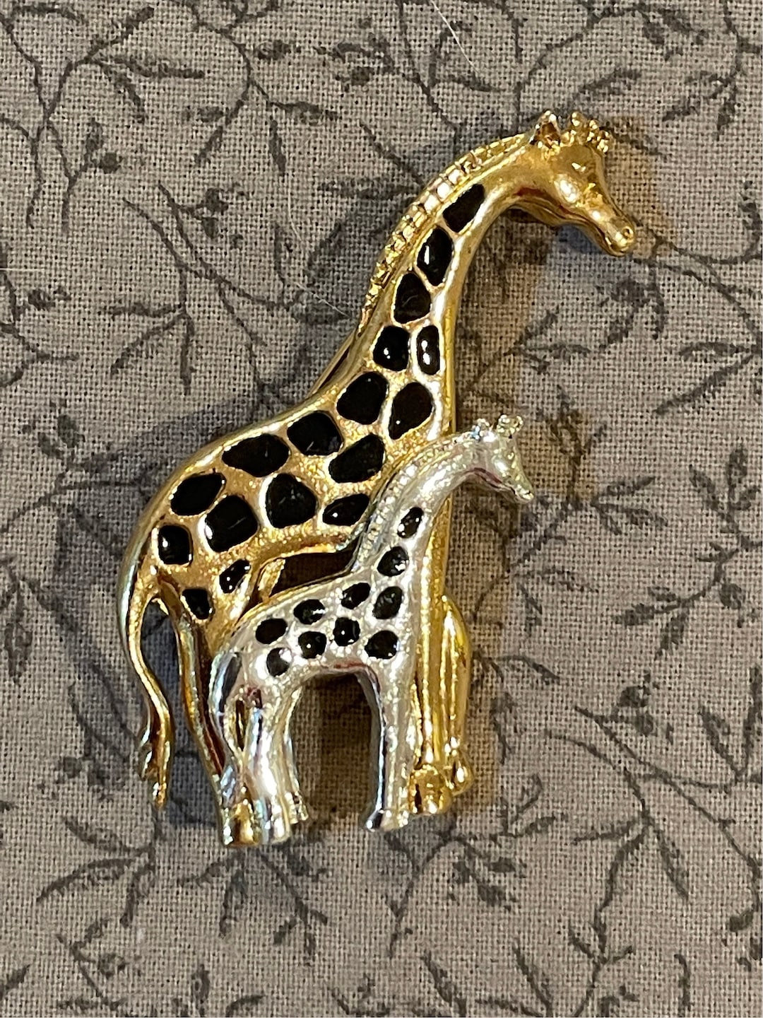Mother and Child Giraffe Brooch 80’s. Vintage Safari Animal Pin. Signed ...