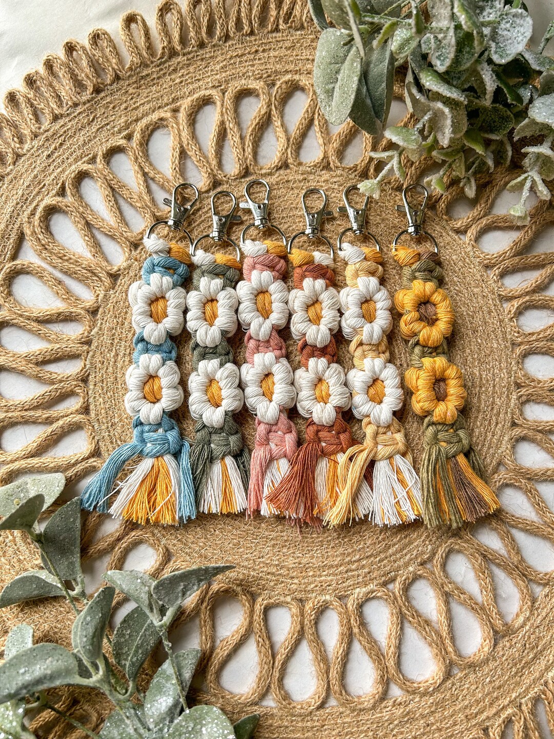 Daisy Keychain Sunflower Keychain Macrame Flower Keychain - Etsy