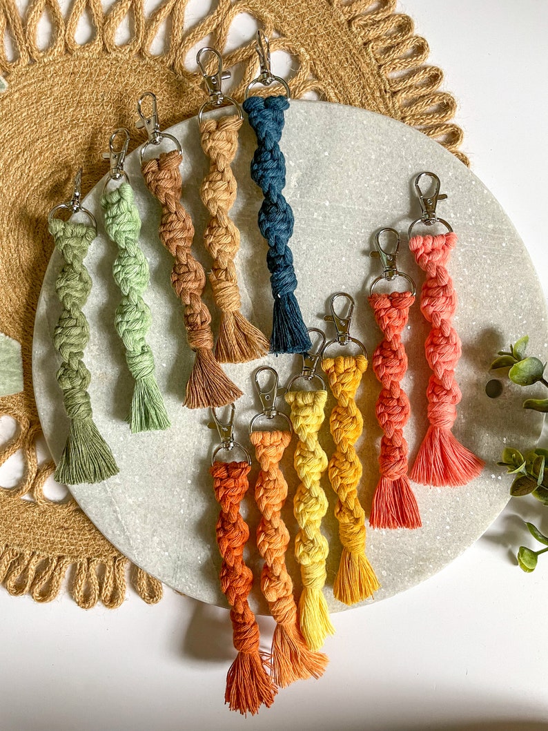 Macrame Keychain | Simple Keychain| Twist Keychain | Key Accessories ...