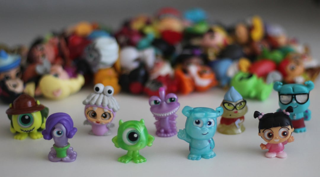 Disney Doorables Monsters, Inc. Keychains, Disney Keychain, Doorable ...
